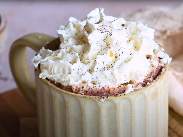 Creamy Nesquik Hot Chocolate Recipe – Ready in Minutes